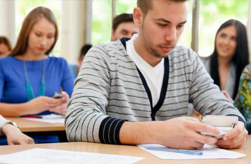 Voici les 4 étapes à suivre pour prendre des bonne notes en classe ...